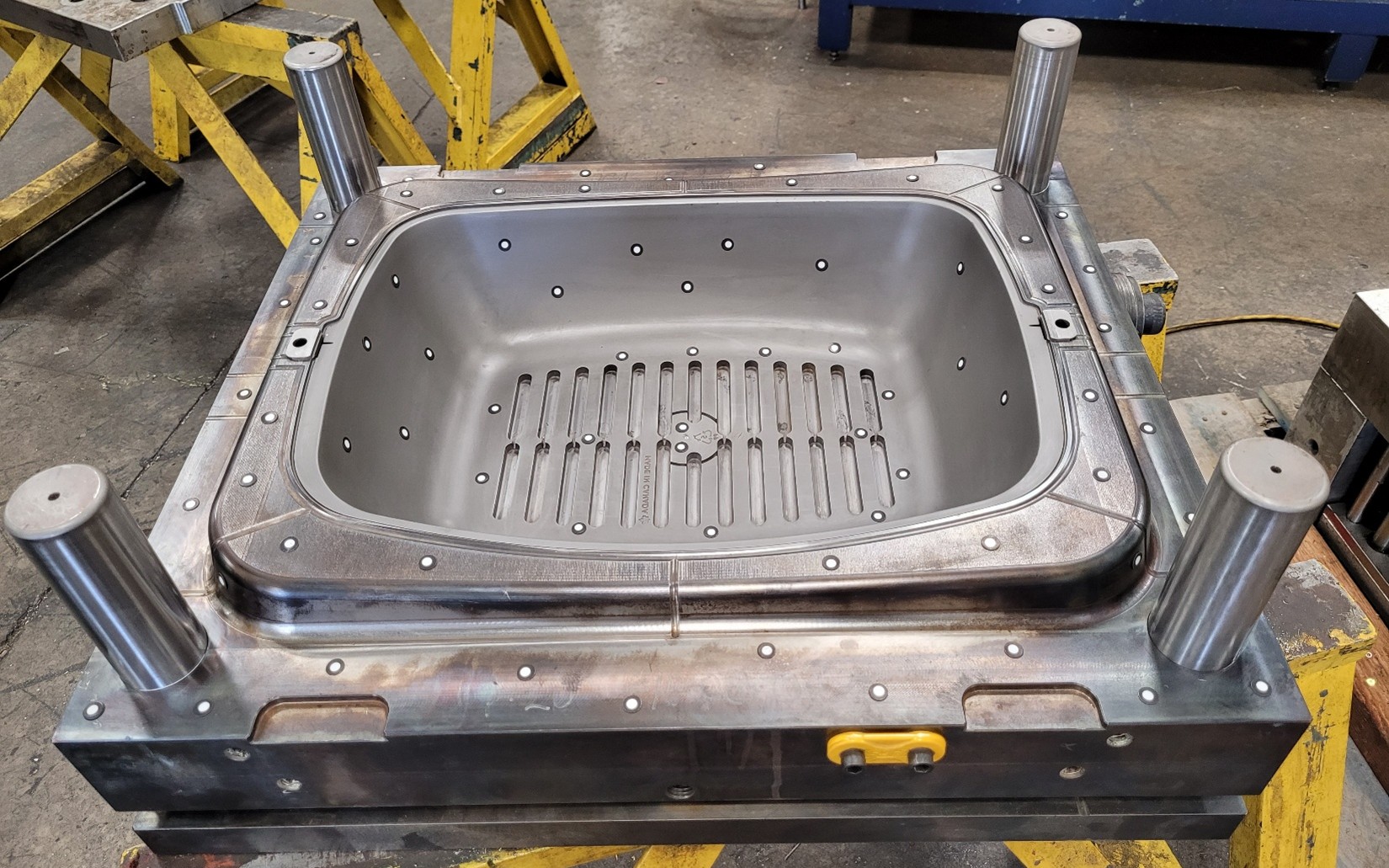 Case Study – 3D Laser Scanning of Injection Molding Tool - V3D Technologies